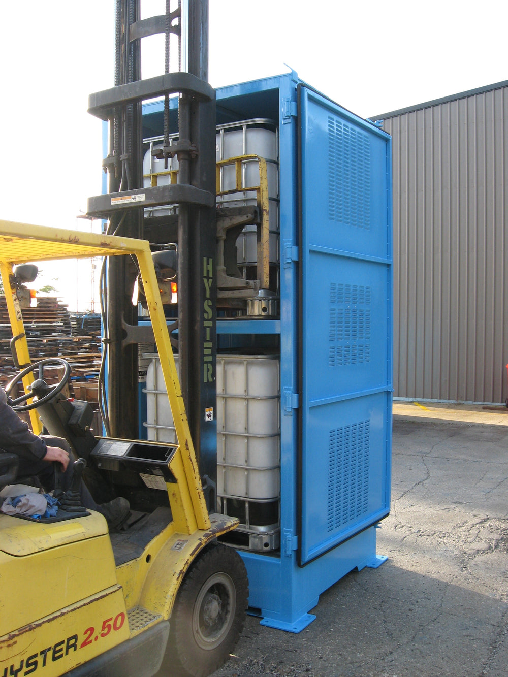 Single Depth Toxic Substance Store - 2 IBC - Vertical – Storemasta